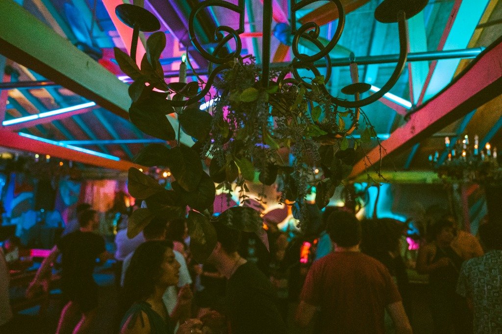 Flamingo House | Bar, Restaurant & Nightlife in Midtown Sacramento